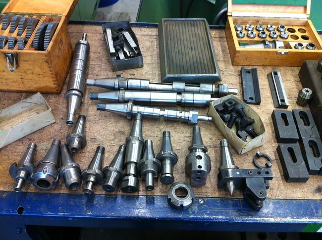 Aciera F4 F4 Universal milling machine | WorldMach.com - New and used ...