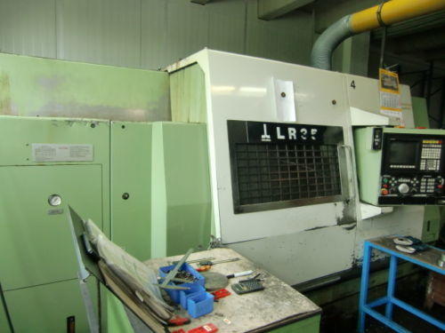 OKUMA LR35 CNC 4 axis lathe chuck | WorldMach.com - New and used ...